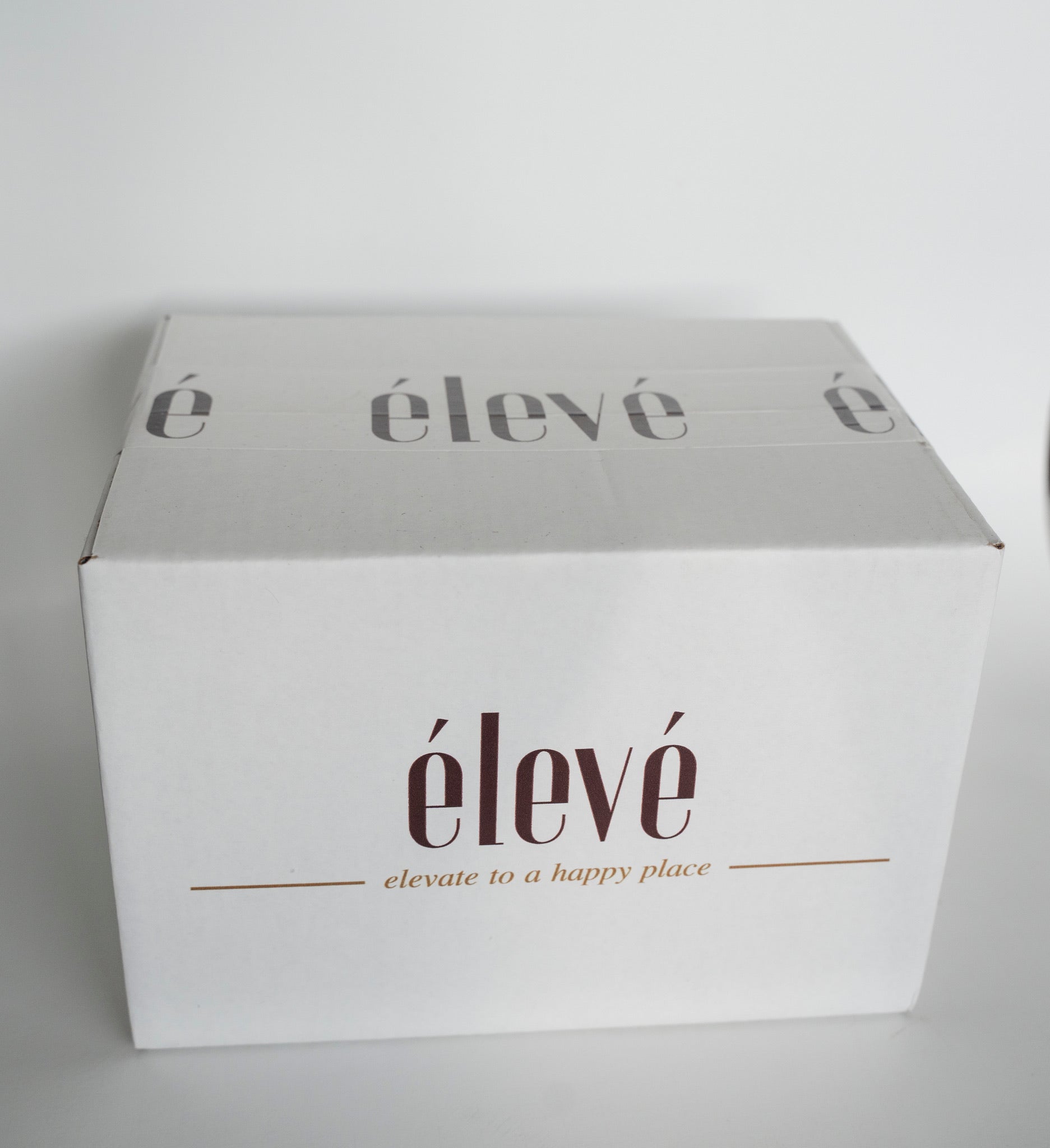 sparkling adaptogen water delivered to your door – élevé